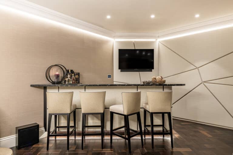 Specialists Wallpaper Hangers London - Bluespec